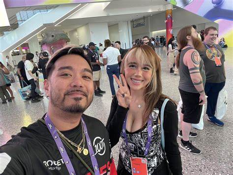 Twitchcon With Fans R Neekolul