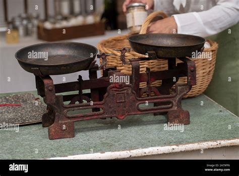 Antique Scale Hi Res Stock Photography And Images Alamy