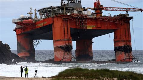 Oil Platform In The World Tallest Structures