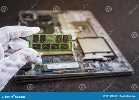 Random Access Memory For Replacement To Laptop Computer Increase The