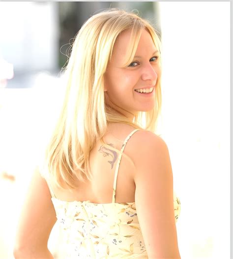 Erin Moore Actress Age Height Weight Biography Boyfriend Wiki And More