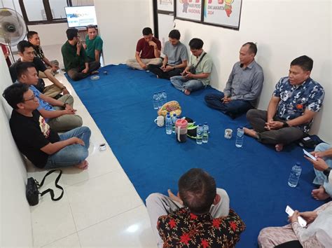 Mayjen Tni Agus Winarna Sambangi Pwi Gresik Ini Pesannya Soal War