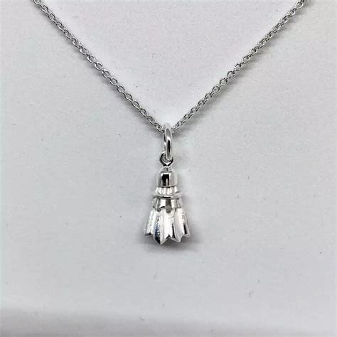 Sassi Design Sulkapallo Kaulakoru Kellopuotifi