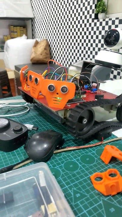 Spy Robot Sunrobotronics Robotics Diy Youtube
