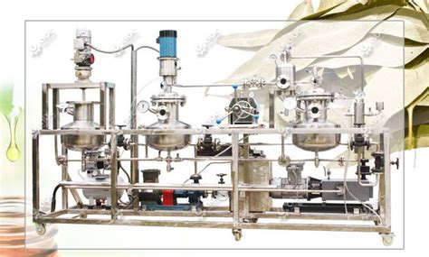 Factory Price Mini Eucalyptus Oil Extraction Machine To Make Eucalyptus Oil