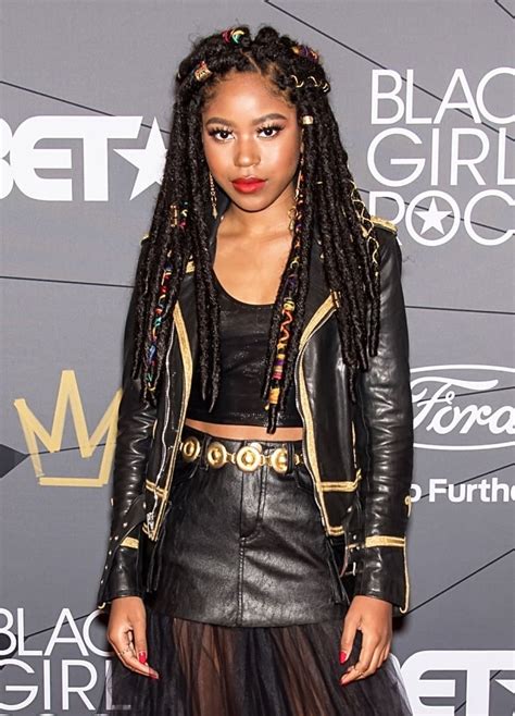 Riele Downs Picture