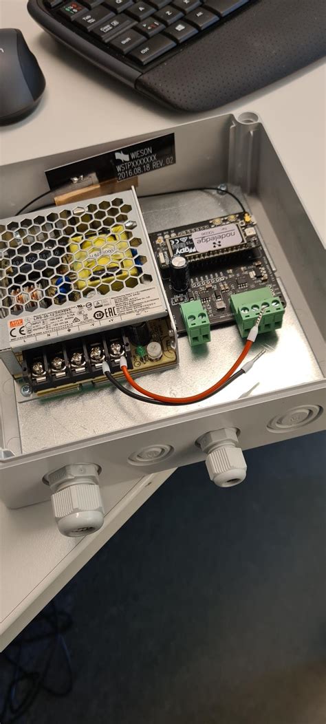 IoT Sensor utveckling IoT portal för alla typer av sensorer gateways och nätverkstyper