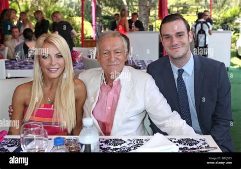 Crystal Harris Hugh Hefner Cooper Hefner Déjeuner Playmate De L