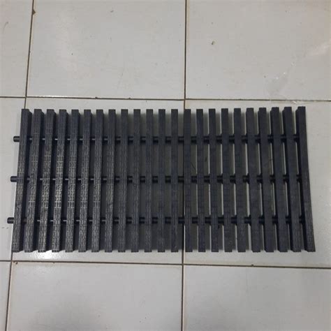 Jual Grill Gutter Kolam Renang Lebar 30cm Warna Hitam Merk Italy Bahan