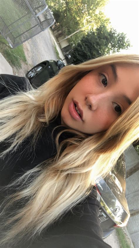 Not Sure How I Look Without Any Makeup On R Makemefeelgood
