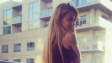 Sheniz Halils Sexy Instagram Photos