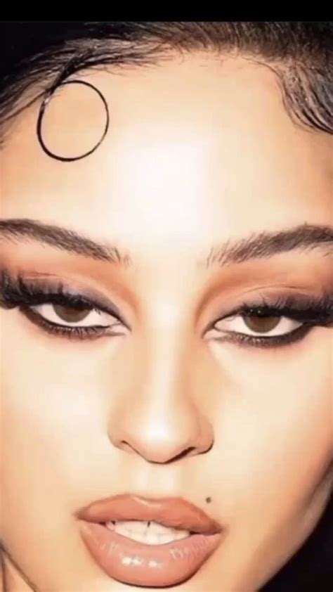 Siren Eyes Smoky Liner Makeup Smokey Eyes Eyeliner 90s Supermodels