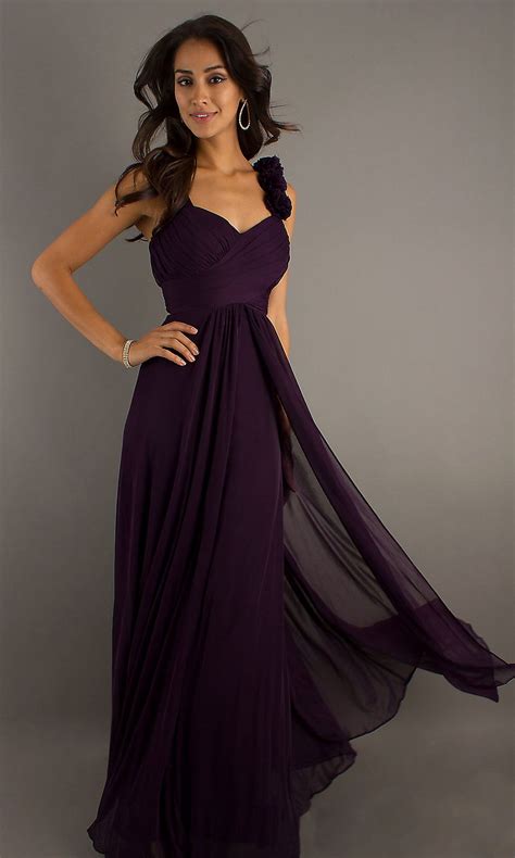What Color Flowers Go With Purple Dresses At Clyde Proctor Blog