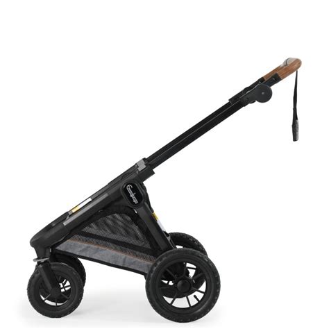 Köp Emmaljunga Chassi Nxt 310 Air Blackbrown På