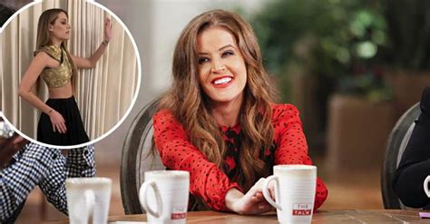 Lisa Marie Presleys Daughter Looks Just Like Her In New Photos