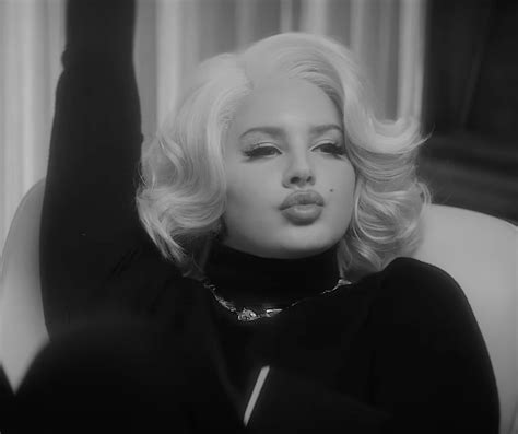 Lana Del Rey Candy Necklace Christina Aguilera Lana Del Rey Lana