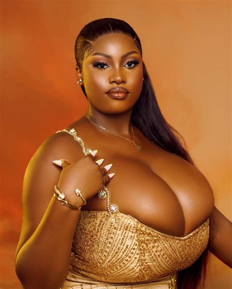 Discover 430 Curvy Ebony And Curvy Woman Ideas Beautiful Curvy Women