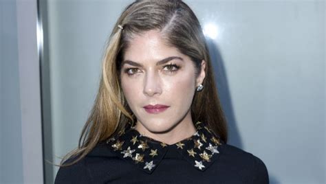 Selma Blair Joins Sci Fi Drama Another Life Series At Netflix