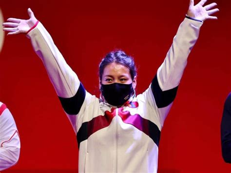 Монгол Улсын Гавьяат тамирчин М Анхцэцэгт хүндэтгэл үзүүлнэ Isee Mn