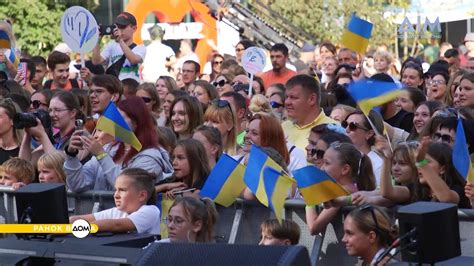 Тіна Кароль Dorofeeva Tvorchi виступили на сцені фестивалю Чорноморські ігри 2023 який