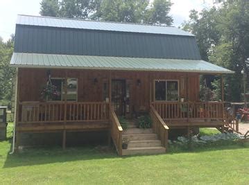 Gambrel Cabins