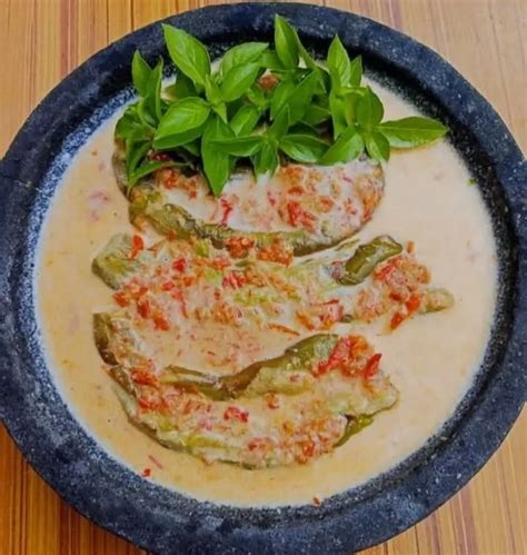 Pecak Terong Bakar Hidangan Sederhana Dengan Cita Rasa Menggoda