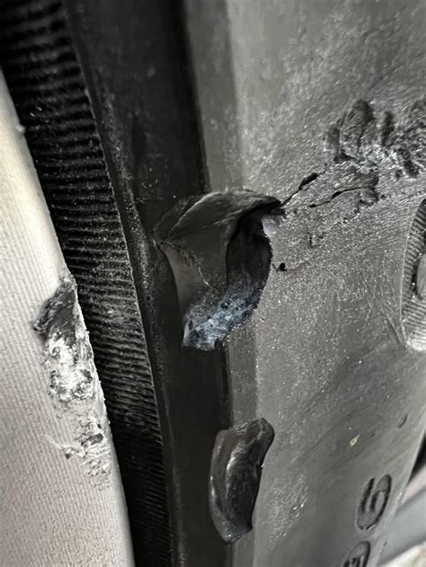 Do I need to Replace this tyre ? : r/MechanicAdvice