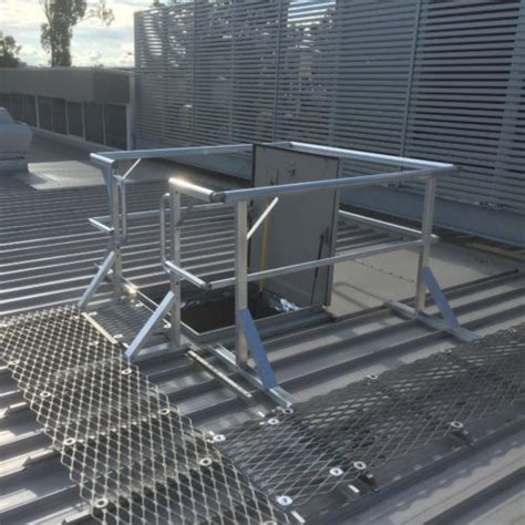Permanent Guardrails Handrails Skyhooks Difficult Access Team