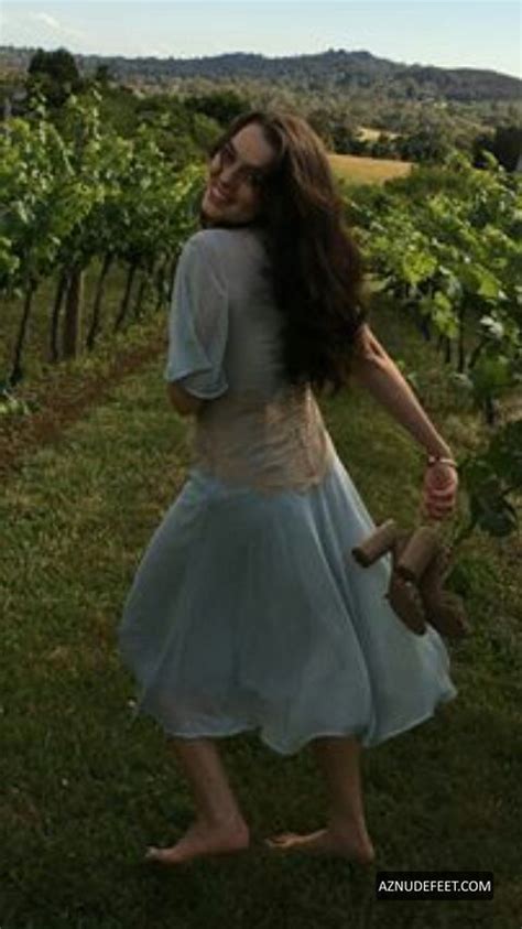 Madelyn Sheahan Feet Aznudefeet