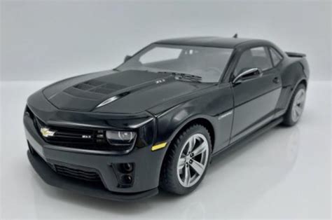 1 18 Dealer Edition Chevrolet Chevy Camaro Zl1 Black Resin Car Model