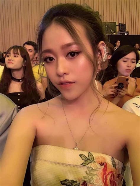 Nh Tr Ng Tiktoker Xinh P Sexy Ng U L I