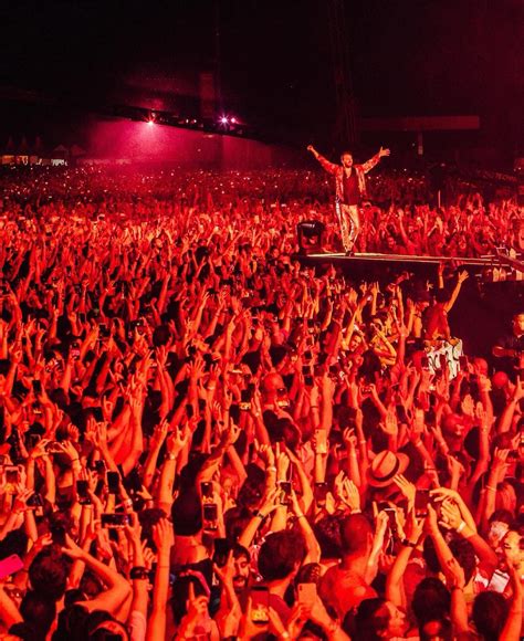 Biagio Antonacci Added A New Photo Biagio Antonacci