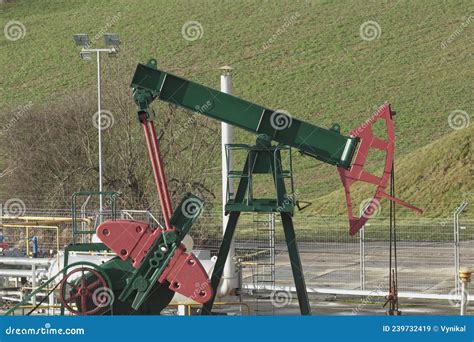 Pumpjack Oil Fracking Crude Extraction Pump Jack Machine Field Fossil Fuel Energy Industry