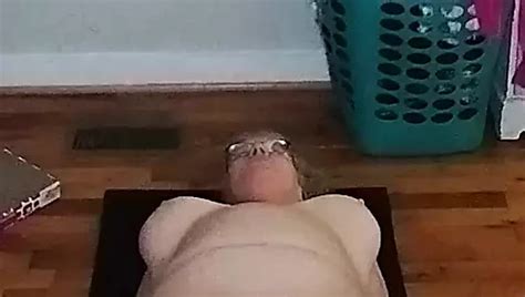 Hot Gilf Does Naked Yoga American Amateur Amateur Porn By Faphouse Xhamster