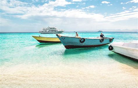 Discover The Beauty Of Magawish Island Boat Trip From Hurghada With