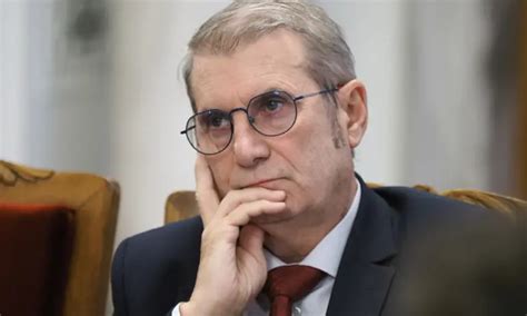 Министър Хинков Без грипна епидемия в София вълната се пречупва ᐉ Новини Tribune Bg