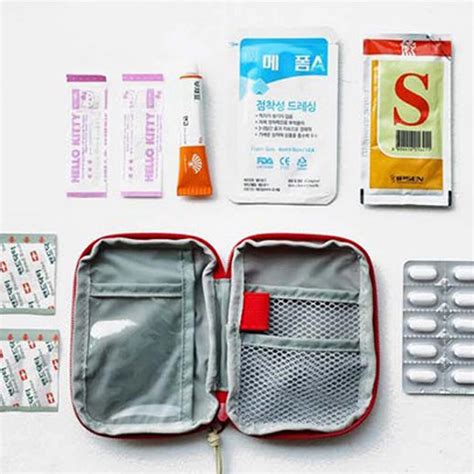 Compact First Aid Kit Pouch Solosista