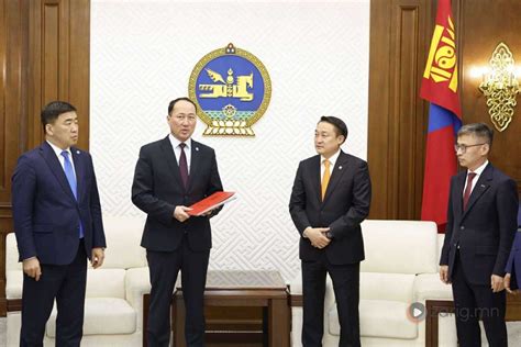 Газрын тосны тухай хуульд нэмэлт өөрчлөлт оруулах тухай хуулийн төслийг өргөн мэдүүллээ