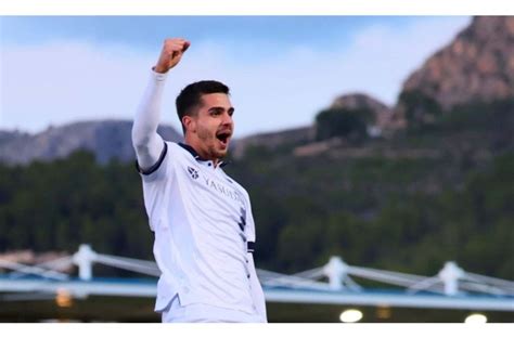 André Silva Marca Mais De 10 Meses Depois E Classifica Real Sociedad