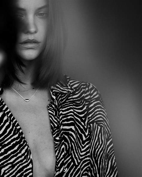 Pin Van Grey Op Barbara Palvin Zwart Wit Zwart