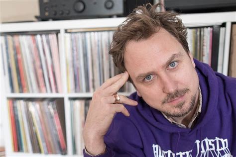 Richtig Gutes Zeug Mit Lars Eidinger Deichkind Veröffentlichen Video Zur Dritten Single Keine