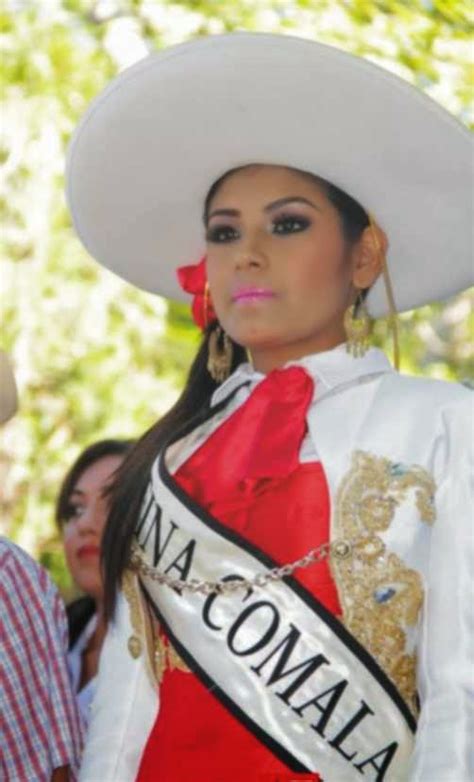 El Comala De Hoy Ana Sofía González Martínez Reina De Festejos Charro Taurinos Comala 2014