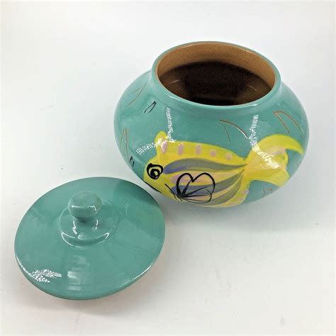 Wassi Jamaica Art Pottery Red Clay Lidded Trinket Dish Yellow Fish