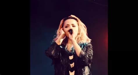 Теона Дольникова Не отмечай свой день рождения Смотреть онлайн в поиске Яндекса по Видео