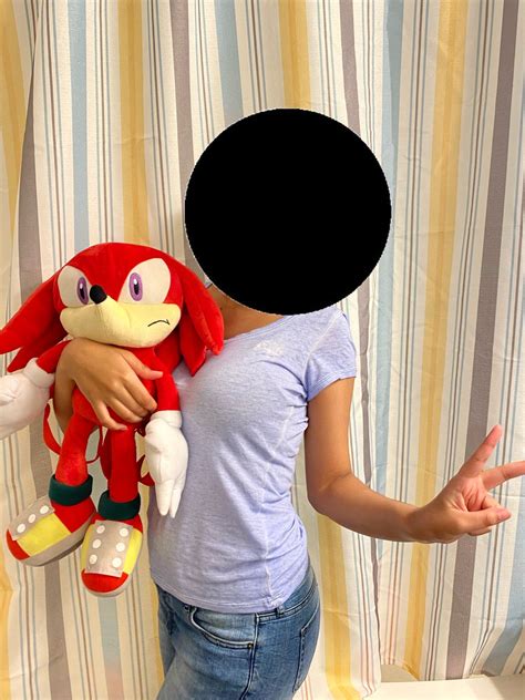 Sonic The Hedgehog Knuckles 18 Inch Plush Backpack Free Shipping