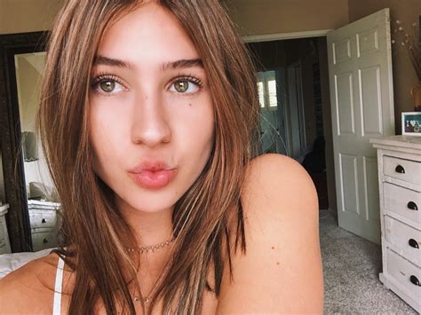 Image Of Justine Ouellet