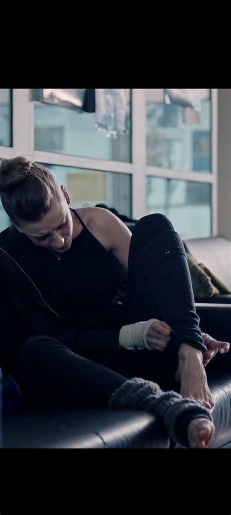 Serenay Sarikaya Feet 52 Pics Sexy Feets Celeb Feets