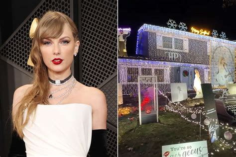 The Taylor Swift Themed Christmas House Is Back For 2024 — See The Photos