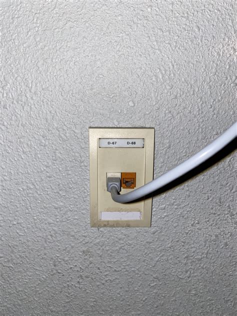 Which Do I Plug My Ethernet Cable Into R Ethernet