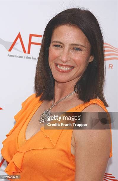 Actress Mimi Rogers Photos And Premium High Res Pictures Getty Images